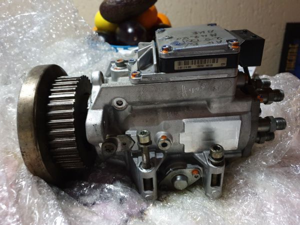 Bosch VP44 Injector pump for sale - Spares & Accessories - Gauteng