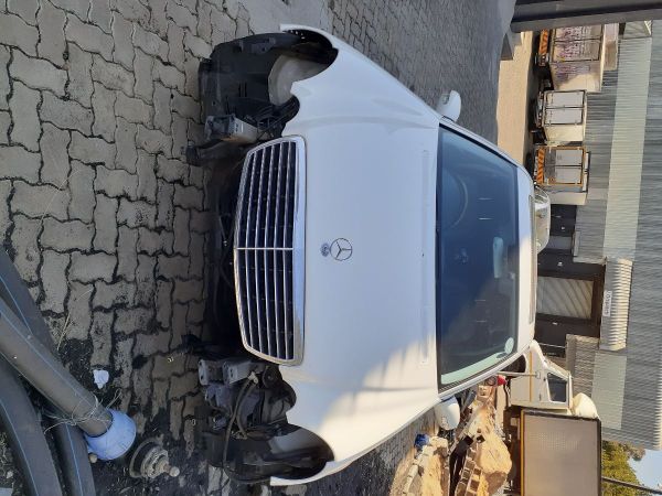 Stripping a Mercedes Benz E500 W211 Engine code 113 - Stripping for ...