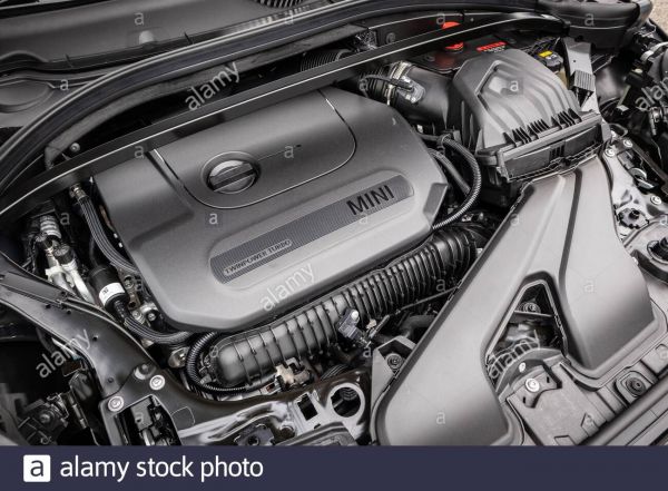 2017 Mini Mini Cooper S JCW Clubman - Stripping for Spares - Eastern Cape