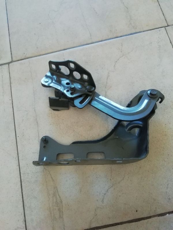 Hood Hinge FRONT RIGHT for 2016-2018 Mercedes Benz GLC300 GLC43 AMG ...