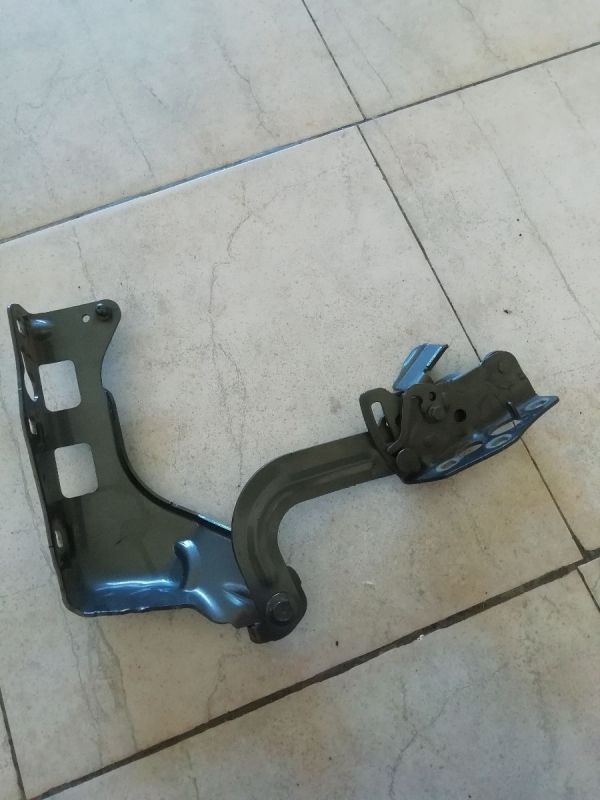 Hood Hinge FRONT RIGHT for 2016-2018 Mercedes Benz GLC300 GLC43 AMG ...