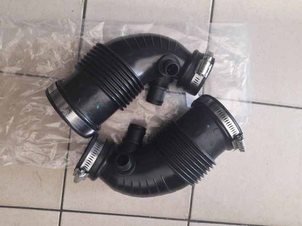 Bmw F20 intake turbo pipes - Engine | Turbo - Gauteng
