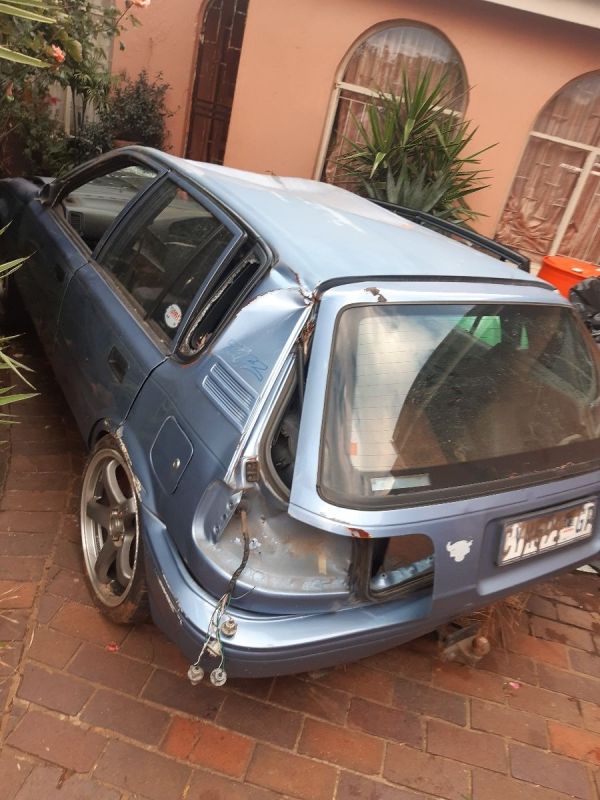 Toyota Conquest 1.3 sport - Stripping for Spares - Gauteng